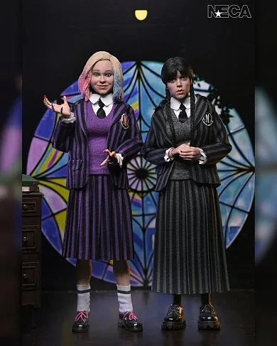 Фигурка Wednesday Addams and Enid Sinclair Nevermore Uniforms — Neca ...